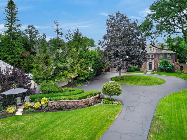 2429 clinton road