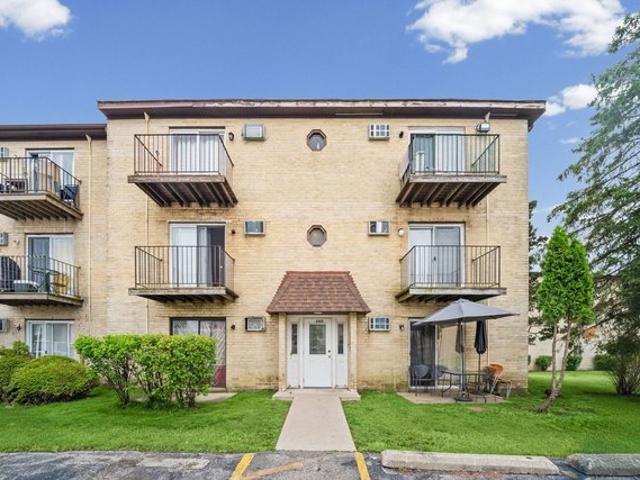 2429 Crystal Ln Unit 2D, Arlington Heights, IL 60004