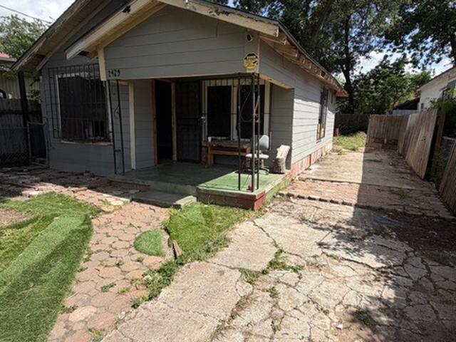 2429 Potosi