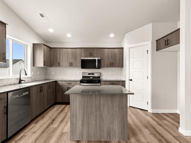 2429 W Baelish Ct