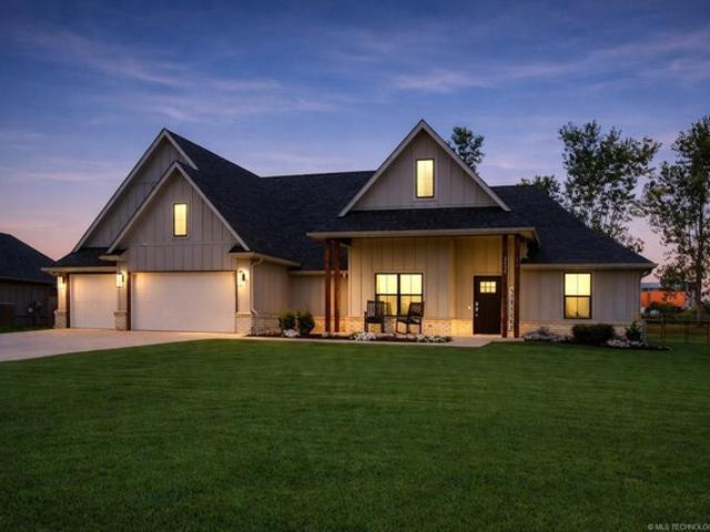 2429 W Union St, Collinsville, OK 74021