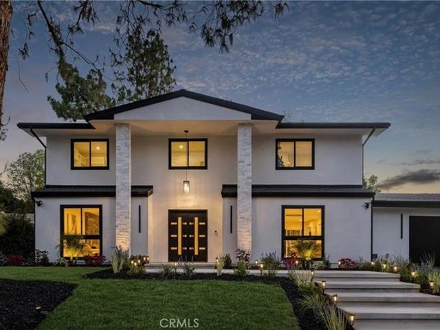 24208 Hatteras St, Woodland Hills, CA 91367
