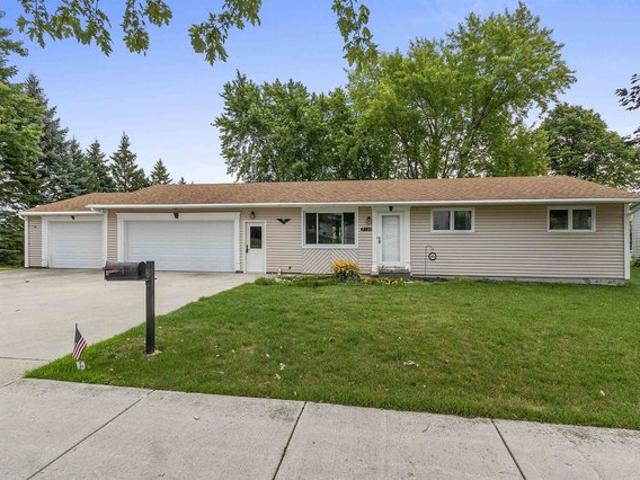 2420 Monroe St, New Holstein, WI 53061