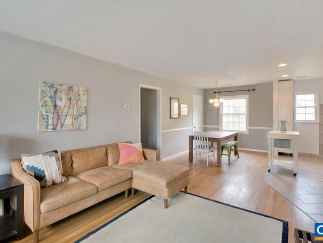 2420 barracks pl 4