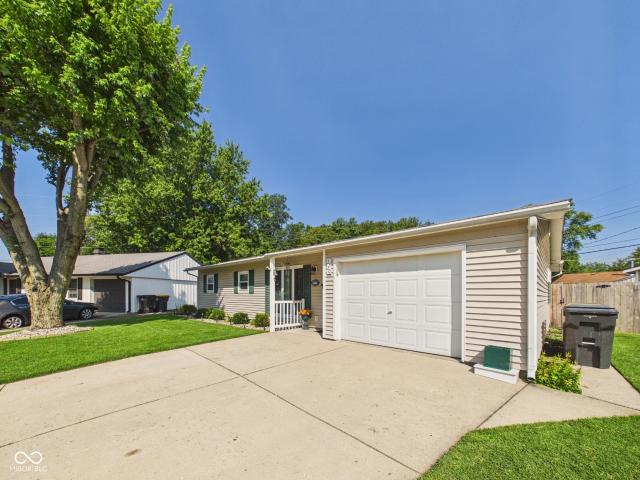 2420 Bramble Way