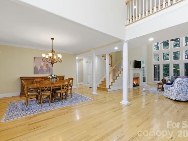 2420 Crofte Drive
