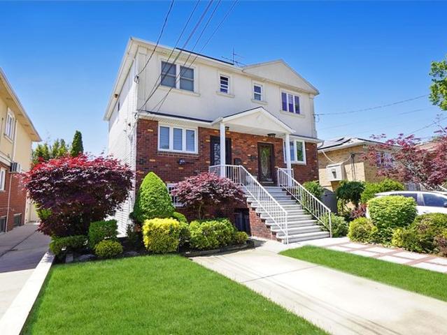 2420 E 74th St, Brooklyn, NY 11234