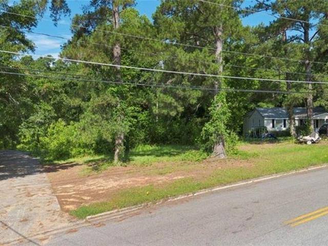 2420 Grandview Dr NE, Milledgeville, GA 31061