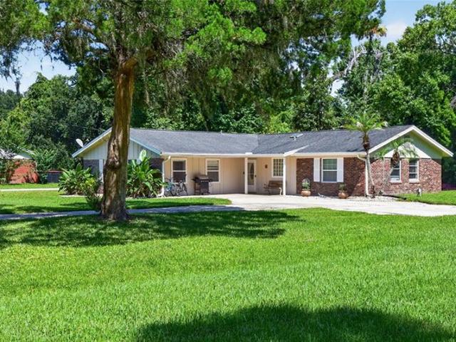 2420 Hazel Bishop Dr, New Smyrna Beach, FL 32168