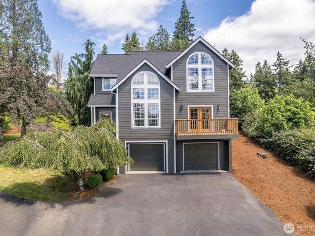 2420 Ivy Ln, Kelso, WA 98626