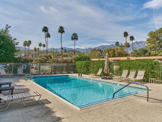 2420 Los Coyotes Drive