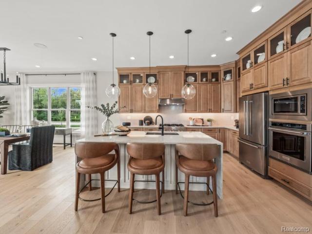 2420 Provencal Drive