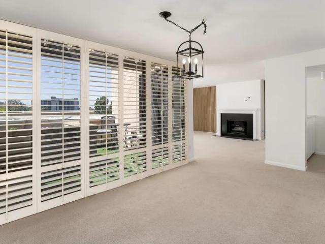 2420 Torrey Pines Road # B303