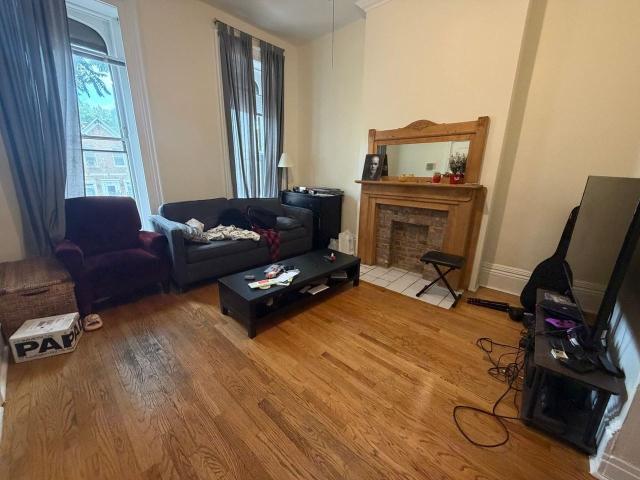 2420 2 Bedroom Apartment for Rent at 2420 N Seminary Ave, Chicago, IL 60614 Lincoln Park