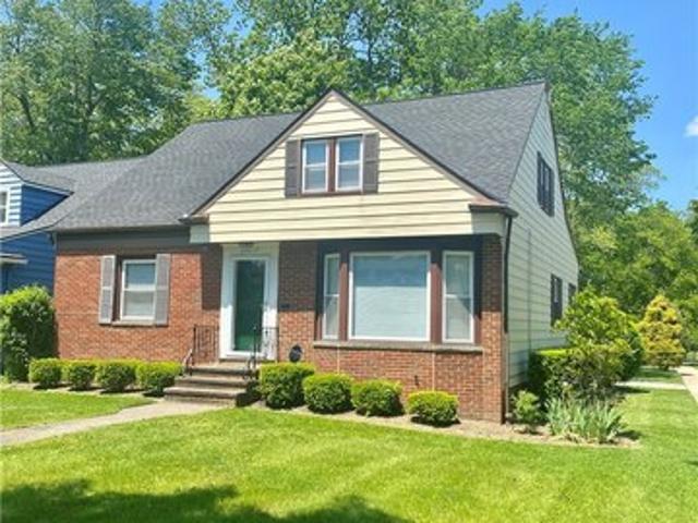 24217 Woodway Rd, Beachwood, OH 44122