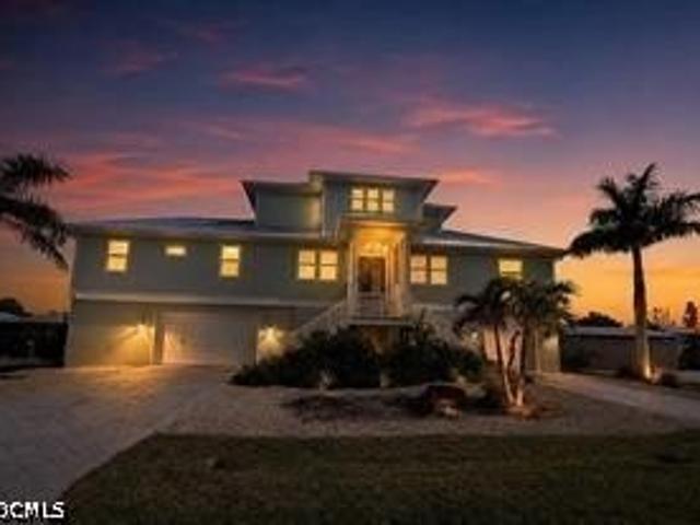 24216 Yacht Club Blvd, Punta Gorda, FL 33955