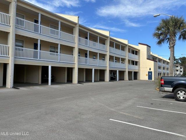2421 Beachview Dr Apt A5, Ocean Springs, MS 39564