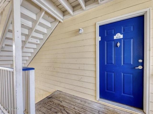2421 Beachview Dr Apt B10, Ocean Springs, MS 39564