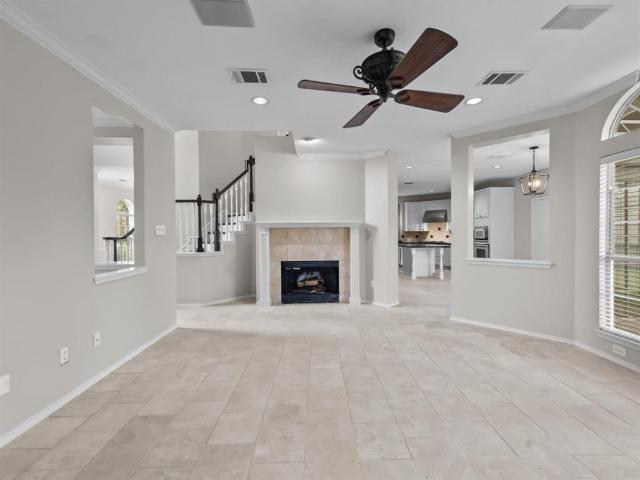 2421 Kittyhawk Drive