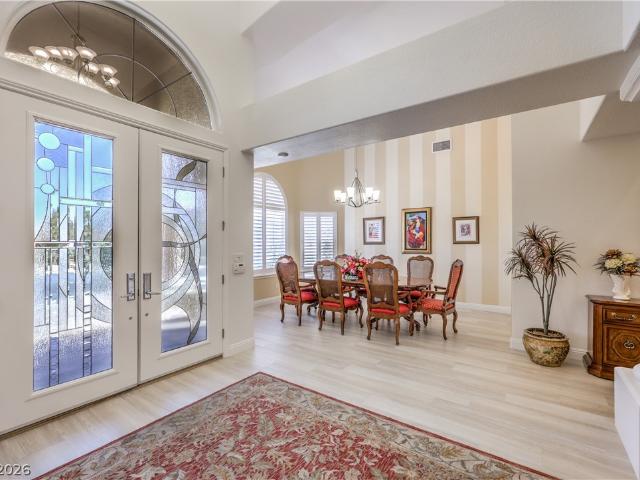 2421 La Seyne Court