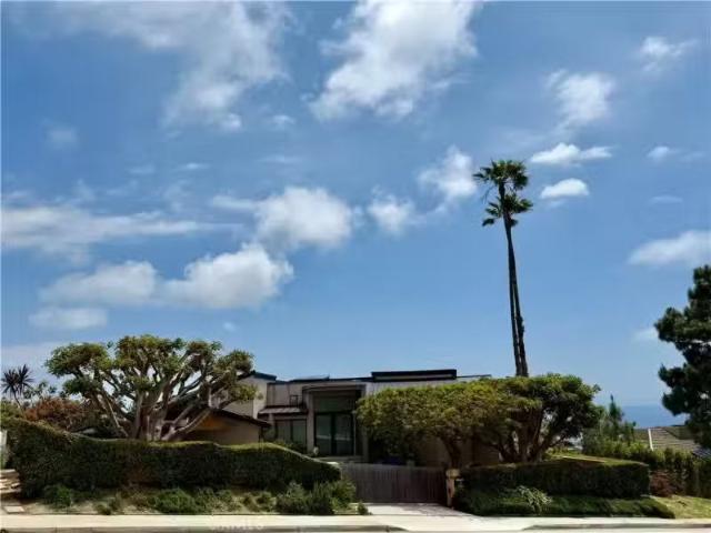 2421 Park Avenue, Laguna Beach, CA 92651
