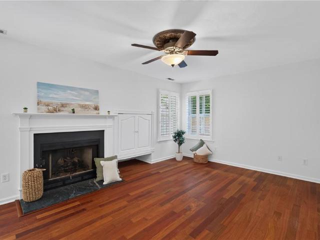 2421 Rockwater CIR