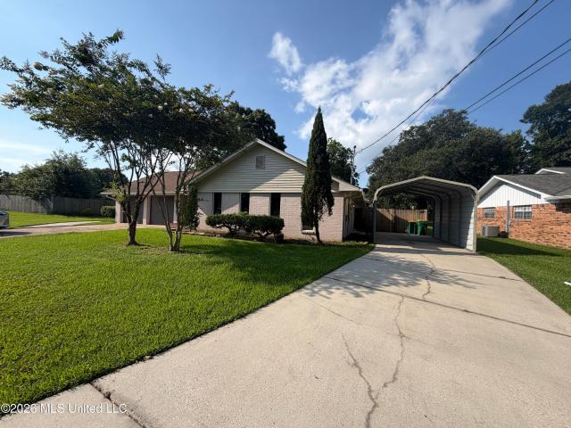 2421 Sunkist Country Club Road