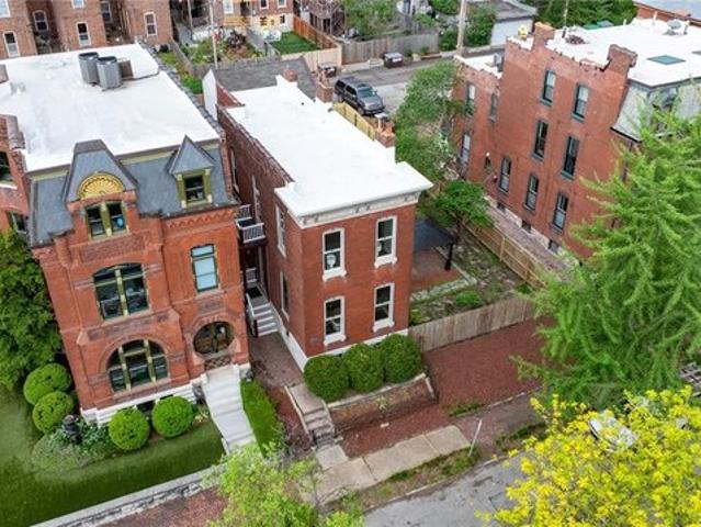 2421 S 13th St, Saint Louis, MO 63104