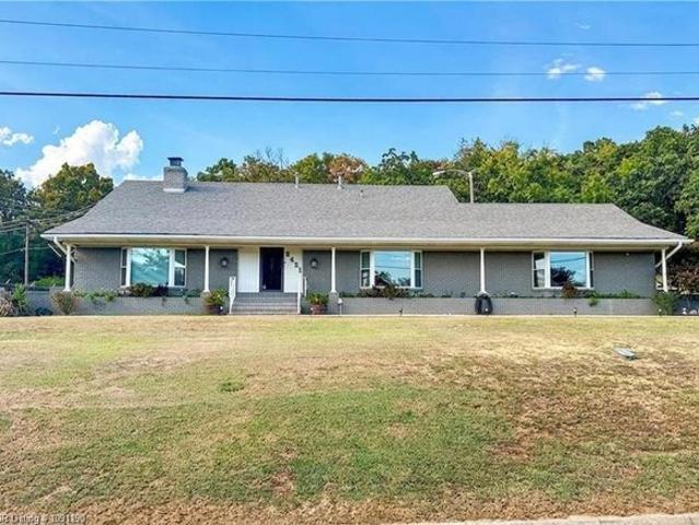 2421 S Louisville St, Fort Smith, AR 72901