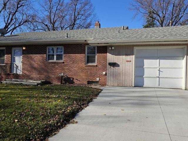 2421 S West Ave, Sioux Falls, SD 57105