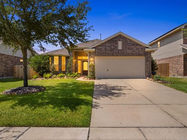 2421 Santiago Ln, League City, TX 77573