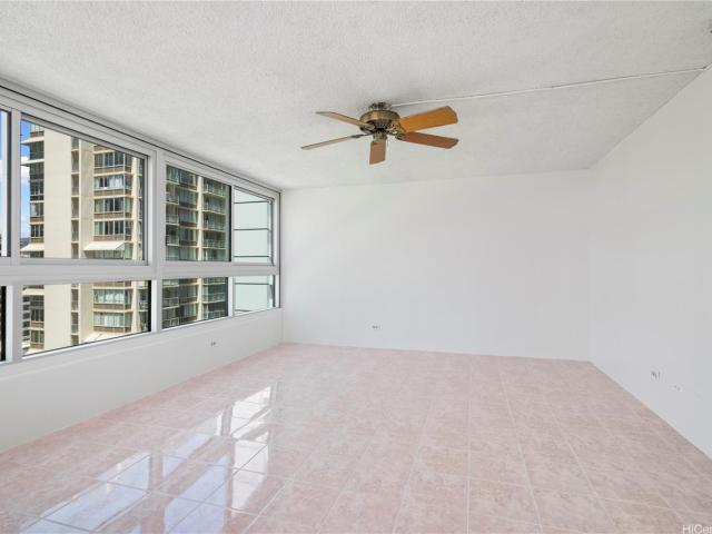 2421 Tusitala St, Unit 1103, Honolulu, HI 96815 | MLS #202606