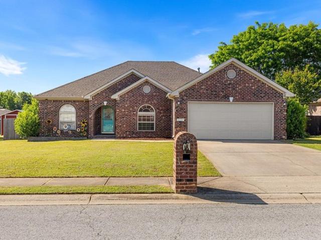 2421 Toccata Ln, Cabot, AR 72023