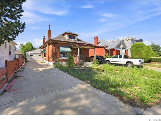 2421 W 38th Avenue
