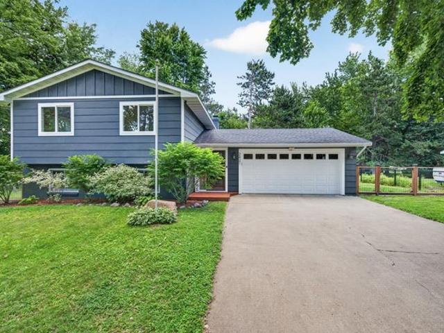 2421 4th St, White Bear Township, MN 55110