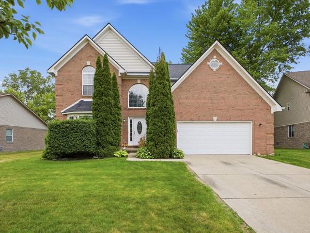 24224 Konarska Dr, Flat Rock, MI 48134