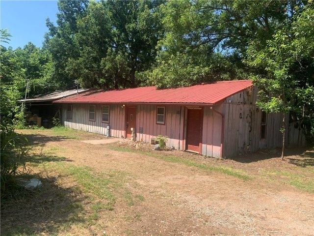 2422 N Hayden Rd, Pea Ridge, AR 72751