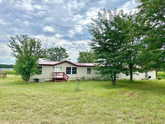 2422 County Highway 3, Oquawka, IL 61469