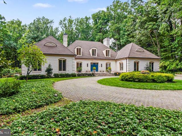 2422 Velvet Valley Way