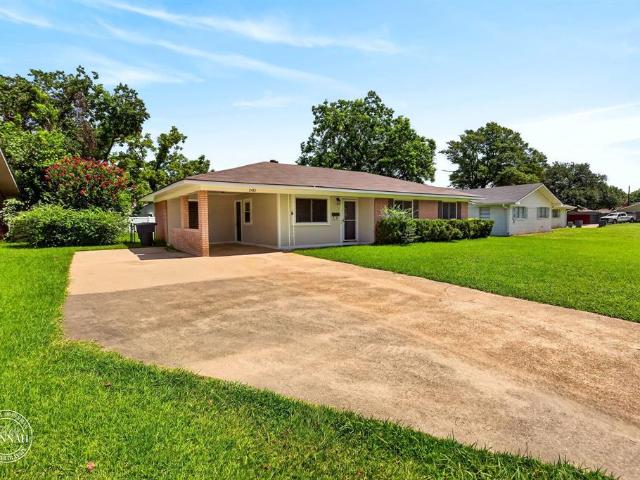 2423 Belmont Boulevard