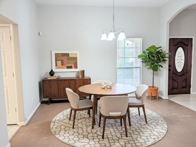 2423 Daneswood Court