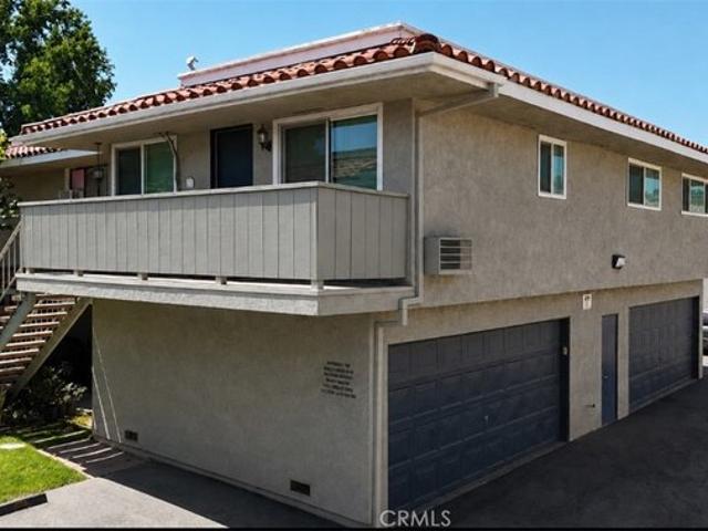 2423 Deodar St, Santa Ana, CA 92705