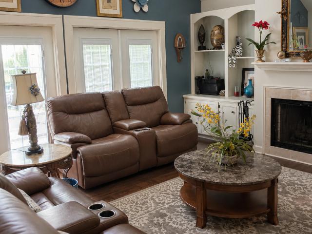2423 E Alberson Drive