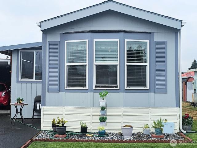 2423 Leisure Lane