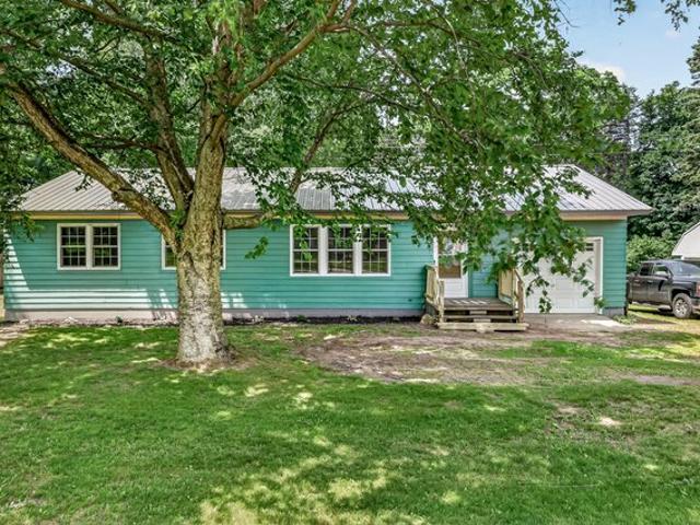 2423 S 40th Ave, Shelby, MI 49455