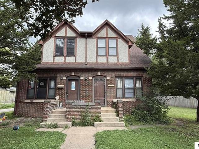 242 14th St SE, Mason City, IA 50401