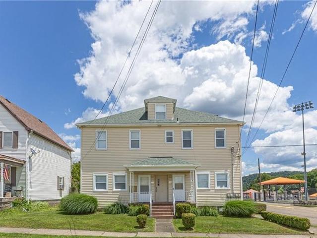 242 244 Center St, Springdale, PA 15144
