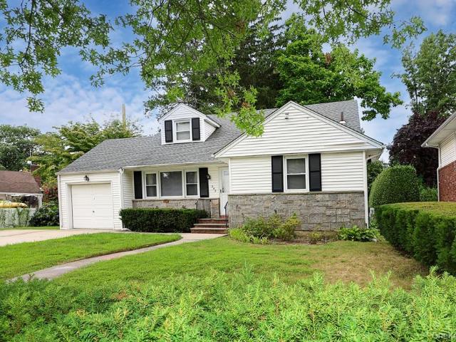 242 Clinton Road