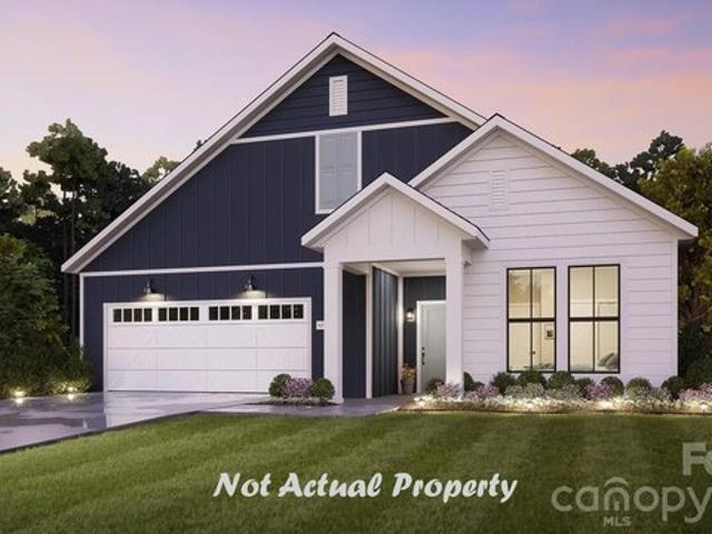 242 Alenda Lux Cir, Mooresville, NC 28115