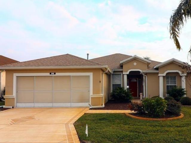 242 Bentwood Dr, Leesburg, FL 34748